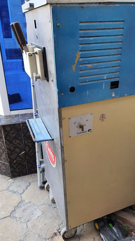 Freezer morojniy apparat 9.5 mln kelishtirib beraman.