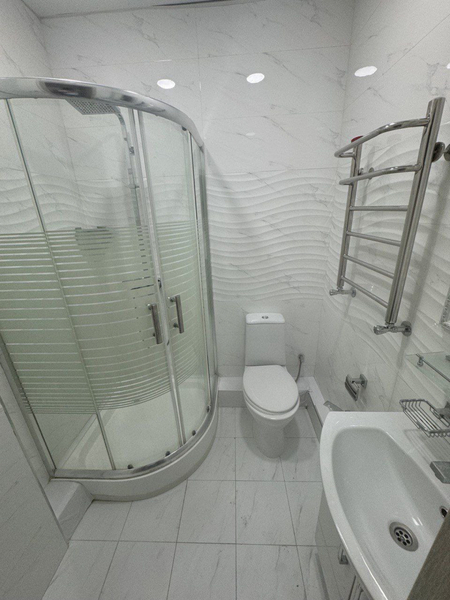 Новостройка 3/3/9 Метро Шахристанское 78м²