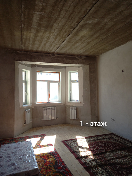 2 - этажли. Ургенч Райцентр базар БалИдораа . Жой Сотилади . 240кв