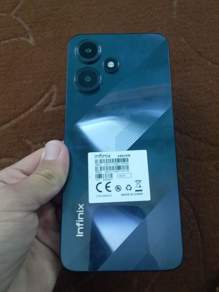 Infinix HOT 30 PLAY  16/128
