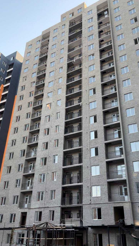 Срочно 1 комнатная сергели 11.000$ ПВ 3.300 милион в месяц под ключ