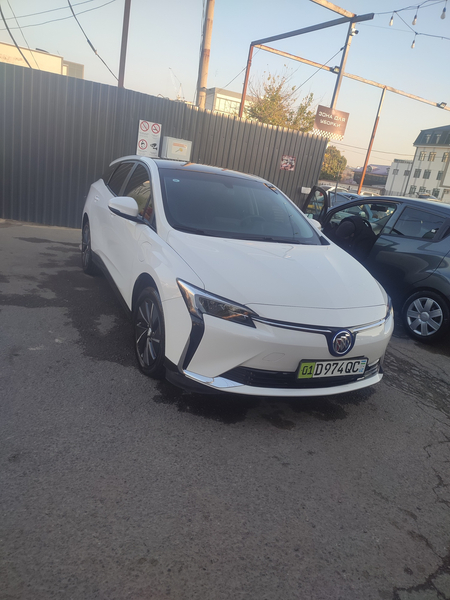 Buyuk sotiladi xolati zor
