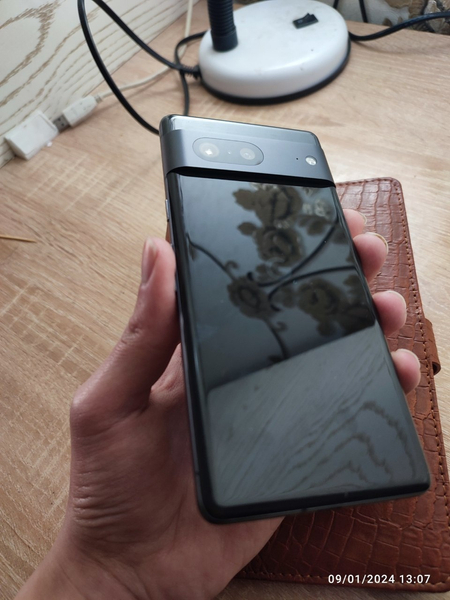 Google Pixel 7 (tinniq holatda)