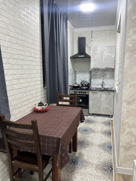 Юнусобод 15кв метро Туркистон 1*2комнатная новая евроремонт семейный