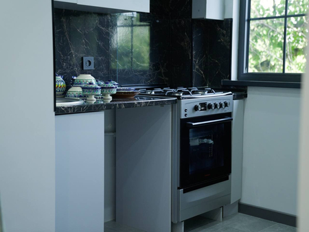 Срочно продается 3х ком. квартира на Ш.Руставели,ор-р: маг.Океан,70м2