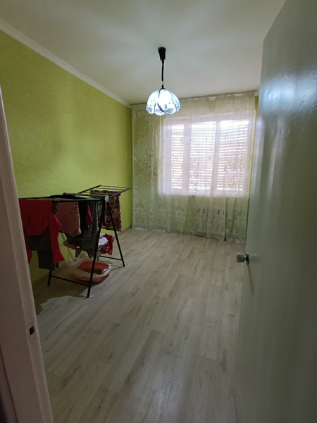 Продается квартира 3/4/4 на  Ц6 в среднем состоянии 71 кв м