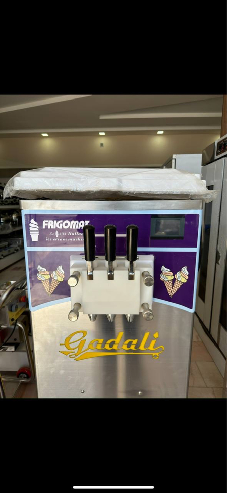 Frezer frizer muz qaymoq aparat marojinni aparat Gadali  FRIGOMAT