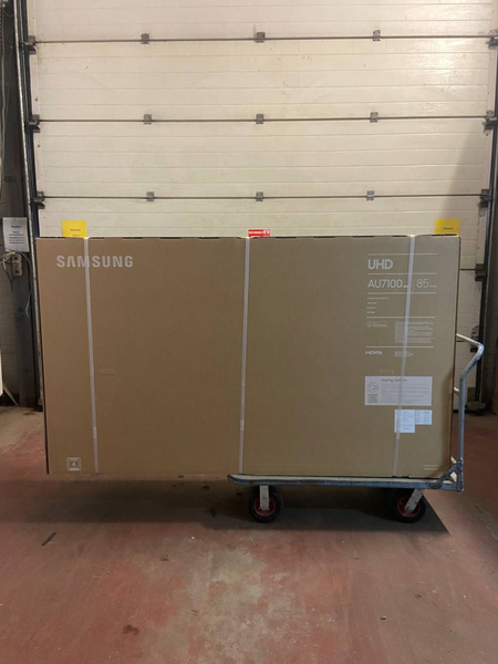 Продаю новый телевизор SAMSUNG UE85AU7100UXCE гарантия/доставка!