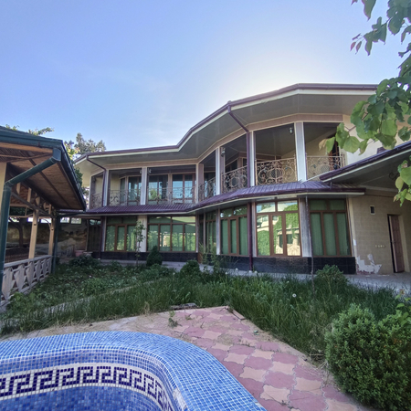 Dacha sotiladi,chirchiq shahrida