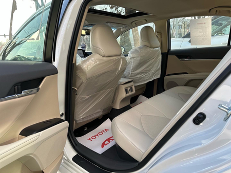 Toyota Camry Hybrid