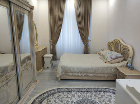 Жой сотилади 500 m² Парник кўчада