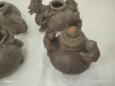 горшочки старинные глина или терракот