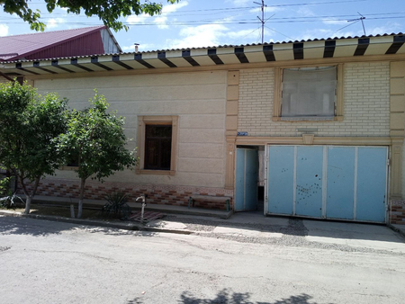 Uy uchaska 5 xonali