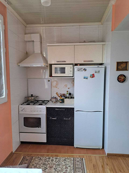 Срочно продам 2х ком.на 2 этаже в ипотеку ор. INTERCONTINENTAL (м999)