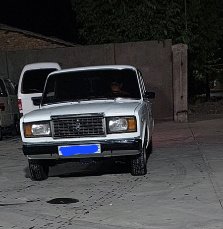 Vaz 2107 tayyor moshina
