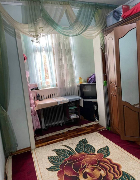 Ялангач  3/3/4 70м²  Панель. Отличная локация бывшая Налоговая