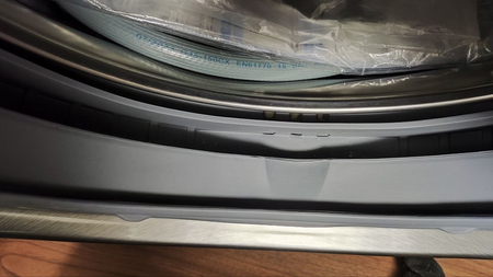 Продаю НОВУЮ стиральную машину
