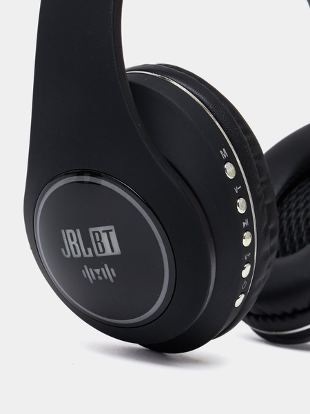 Sport.  Headset.