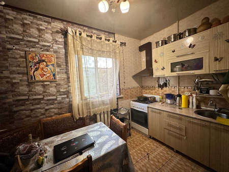 Феруза 1/3/4, С ремонтом, 45.5м2, улучшенная планировка, Эко базар