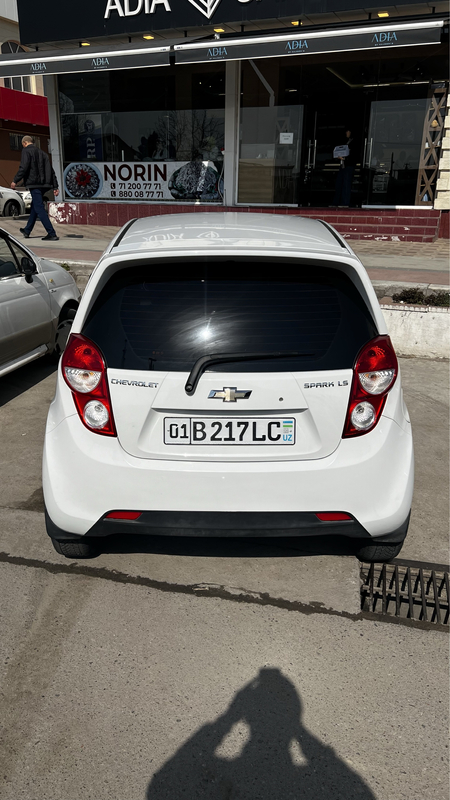 Chevrolet spark avtomat