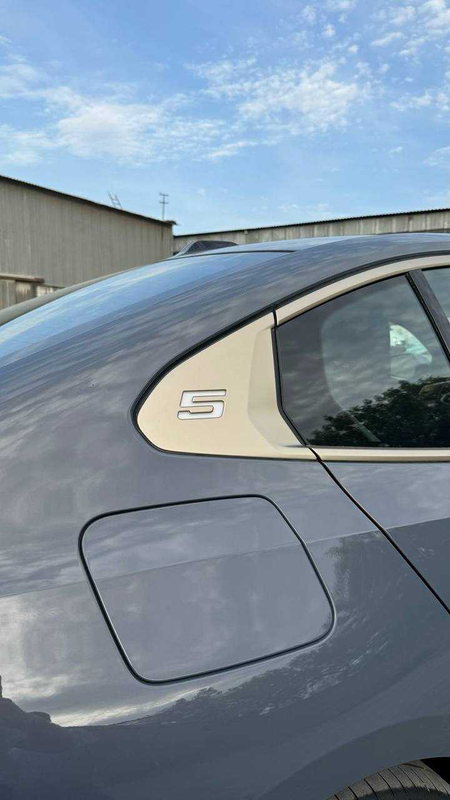 BMW i5 edrive 35l M Sport