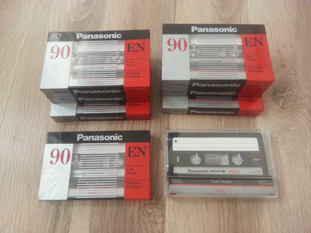 Panasonic аудио кассеты новые 8 шт. made in japan 1982 год.