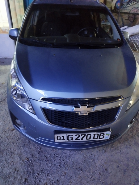 Спарк 2015 автомат, 1 та пятно бор,