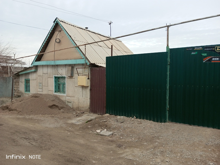 Продаётся дача в городе навои