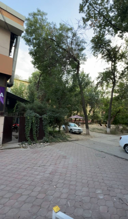 Срочно продаётся 2*3 комнатная квартира. Чиланзар. Новза.