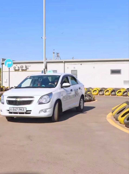Авто инструктор по вождению