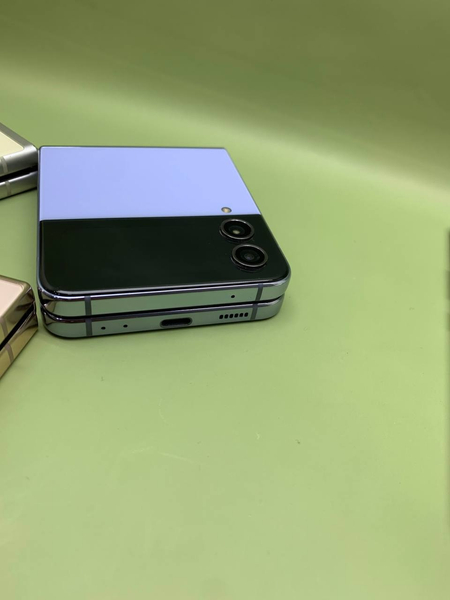 Samsung flip 4 256gb