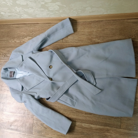 Продам женское пальто