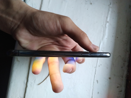 Iphone X 64 GB qora