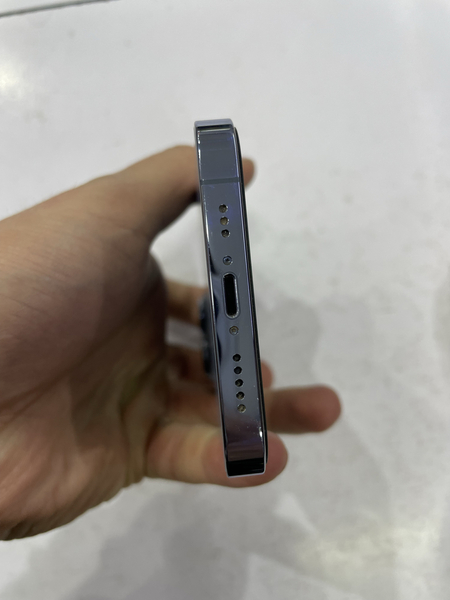 Iphone 13 pro sotiladi srochna