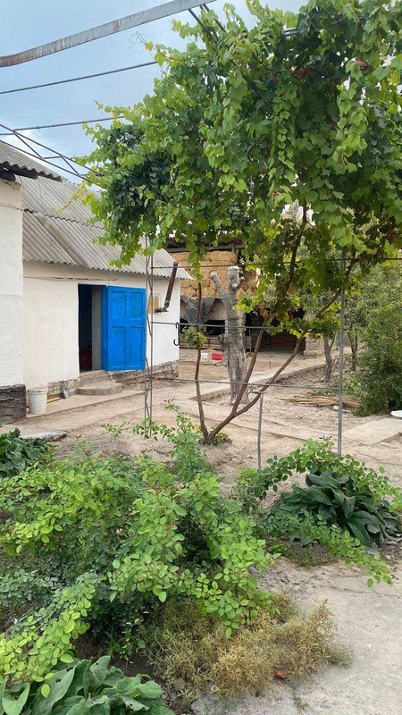 Hovli uy sotiladi, 9 xona 20+ sotix