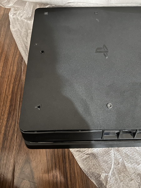 PS4 slim 1TB без игр