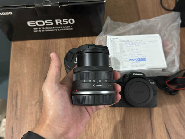 Canon EOS R50 KIT (45mm+210mm)