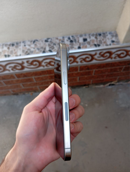 iPhone 15 pro Max LL/A, 256gb Natural titanium
