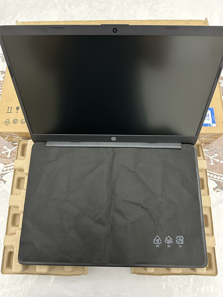 HP laptop 15 новый коробка документ