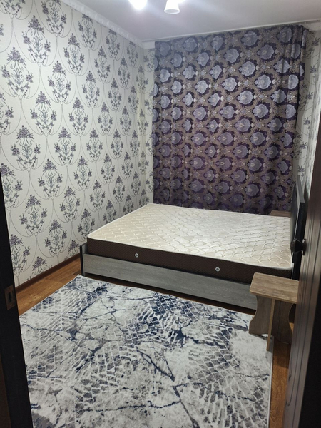 Продам квартиру , Чиланзар 2 квартал ( Ор-р сзади кафе Нурхон )