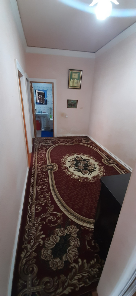 Arendaga beriladi 2 xonali uy kelishiladi.