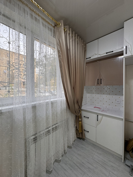 Продажа КАРАТОШ 2-х ком 1-этаж Самарканд Дарвоза Дружба