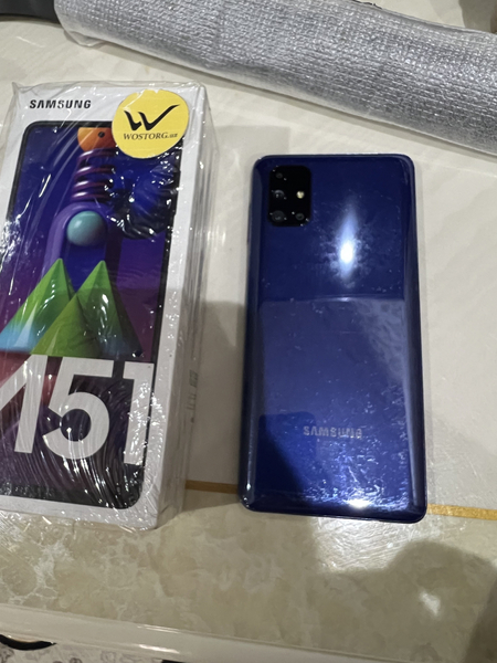 Samsung M51 telefon