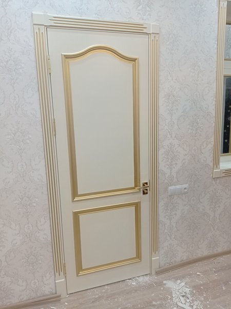 Установка медукомнотных дверей