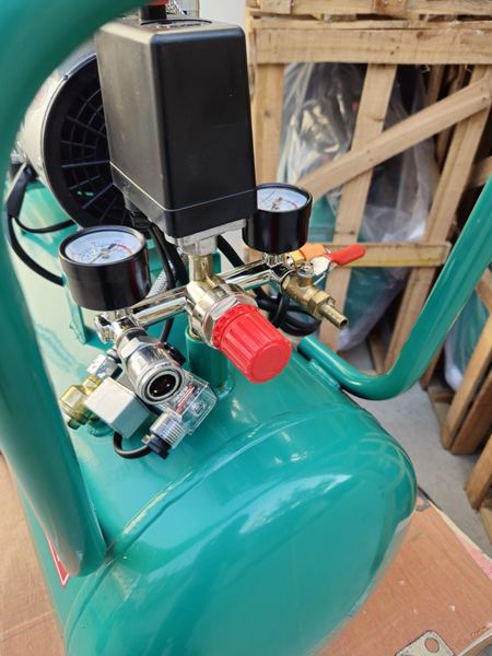 Компрессор безмасляный MIROLIS 50L