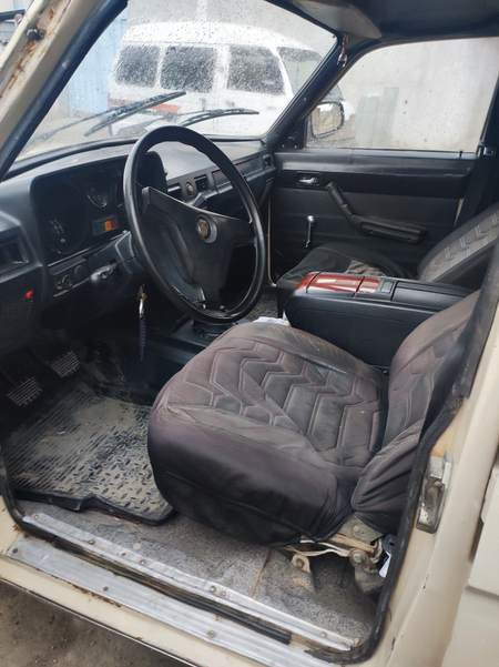 Volga 24 10 sotiladi