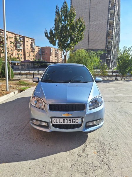 Nexia 3 сотилади