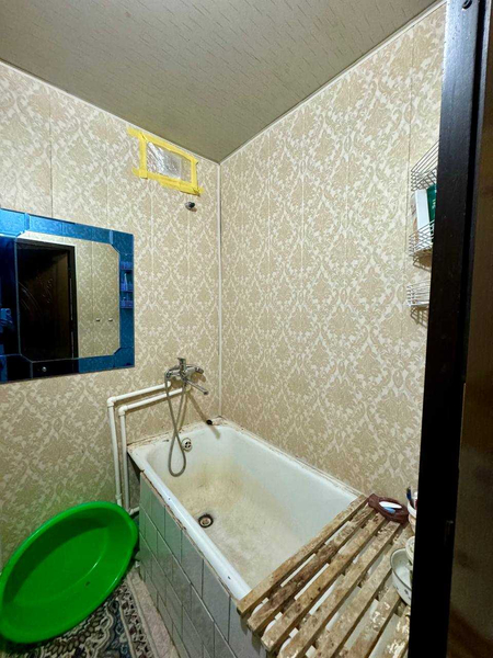 3 xonali 75m² 2-qavat sotiladi