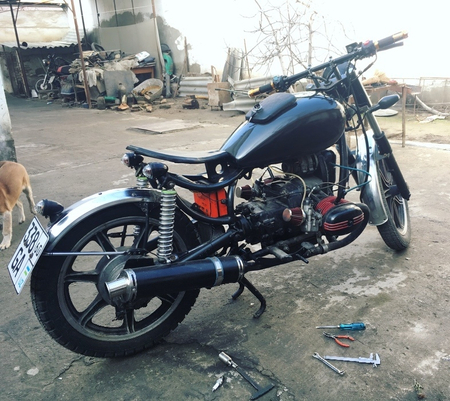 Мотоцикл Bobber Ural