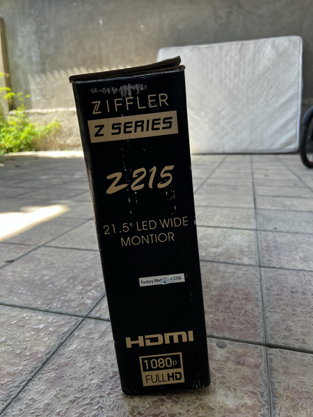 Продаются мониторы Ziffler 24 и 21,5 дюйм.Monitor Ziffler 24 va 21,5